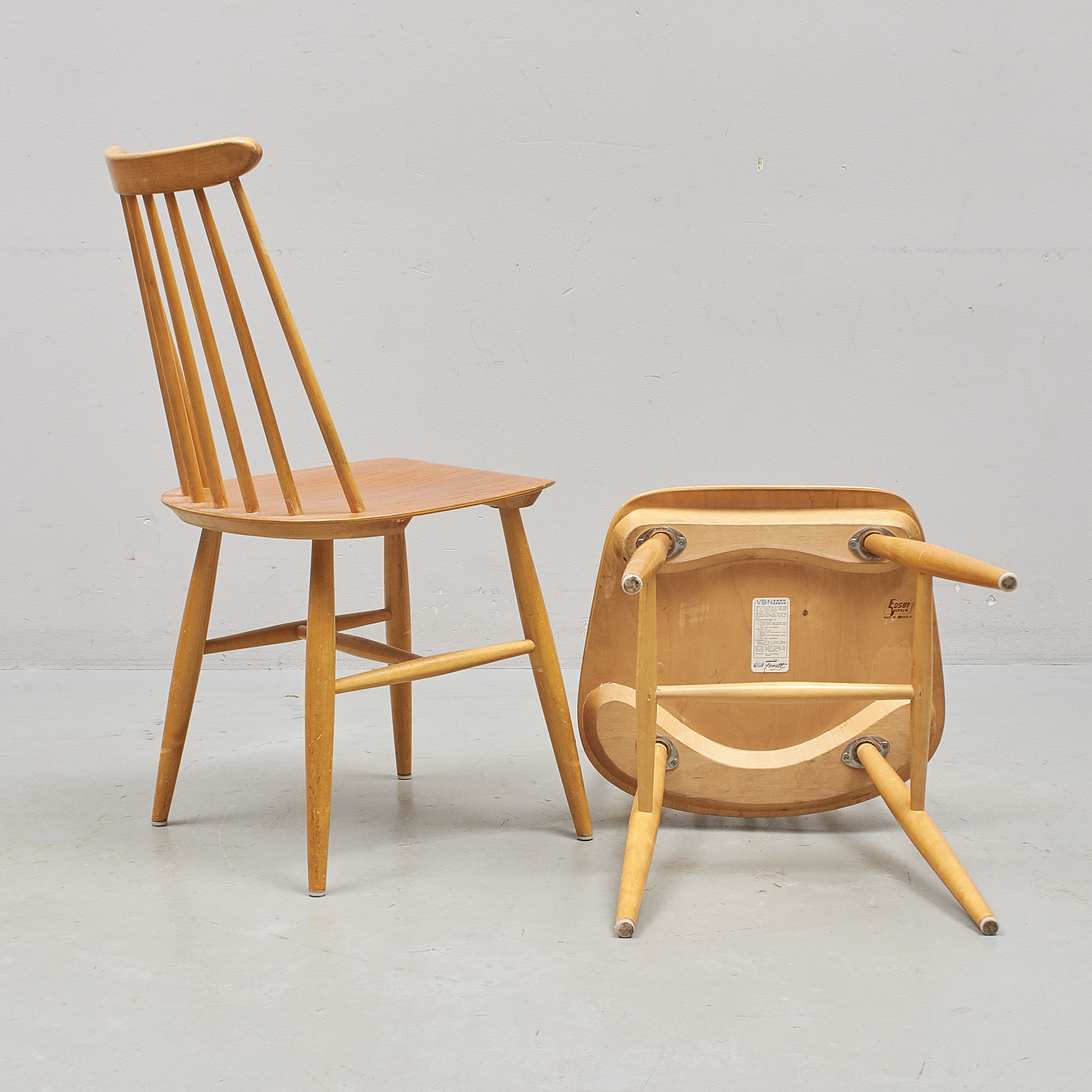 Stolar, Ett par, Fanett, Ilmari Tapiovaara (1914-1999), Finland. Edsbyverken. Spjälade ryggar ...